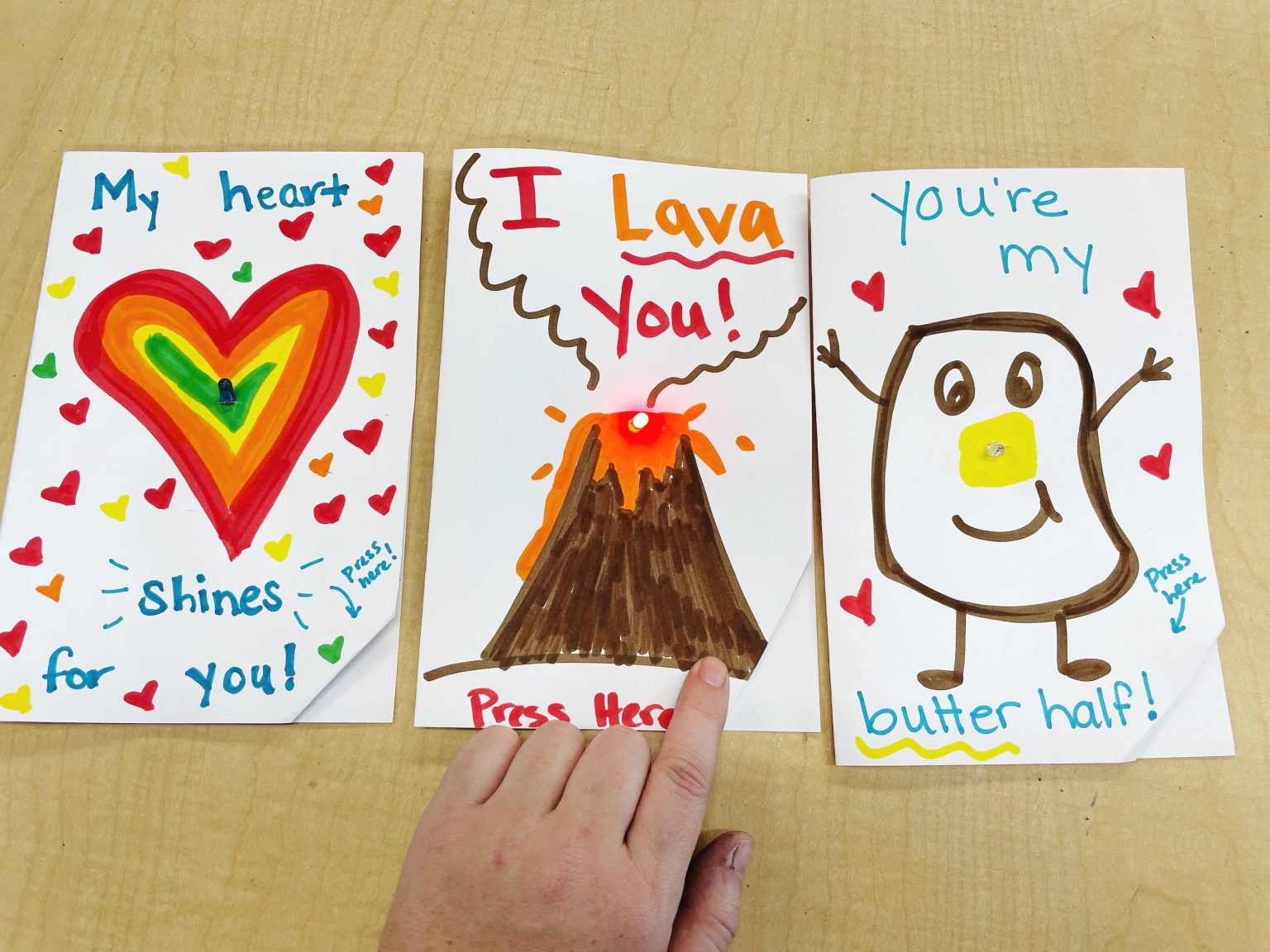 How to Create Magical Valentines with LED Lights - STEM in the Middle